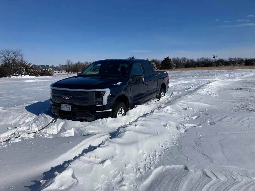 How to Keep Electric Vehicles (EVs) Running in Rural Areas | Farmers ...