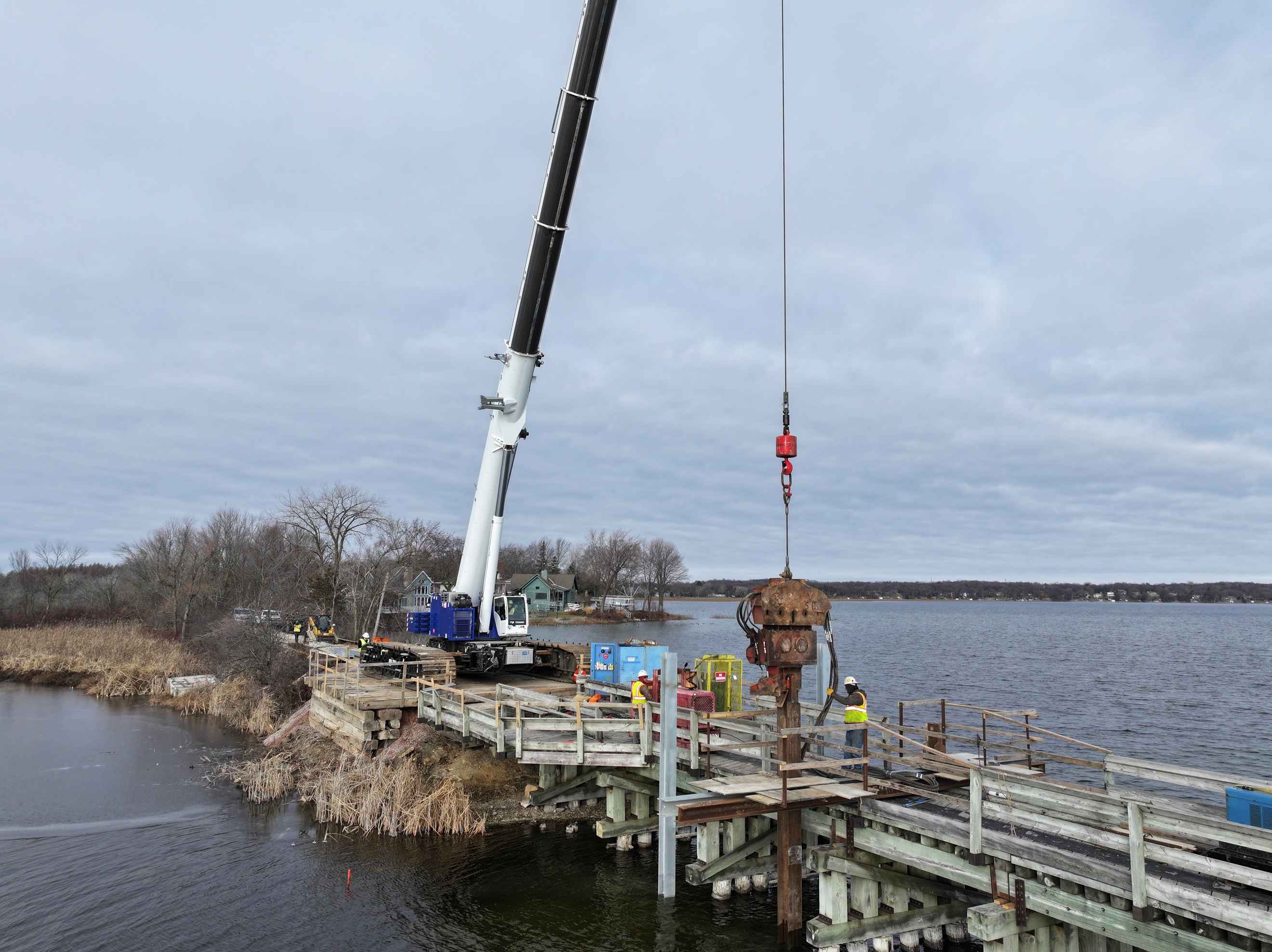 Tadano GTC-2000 Crane Empowers Zenith Tech to Complete State Trail ...