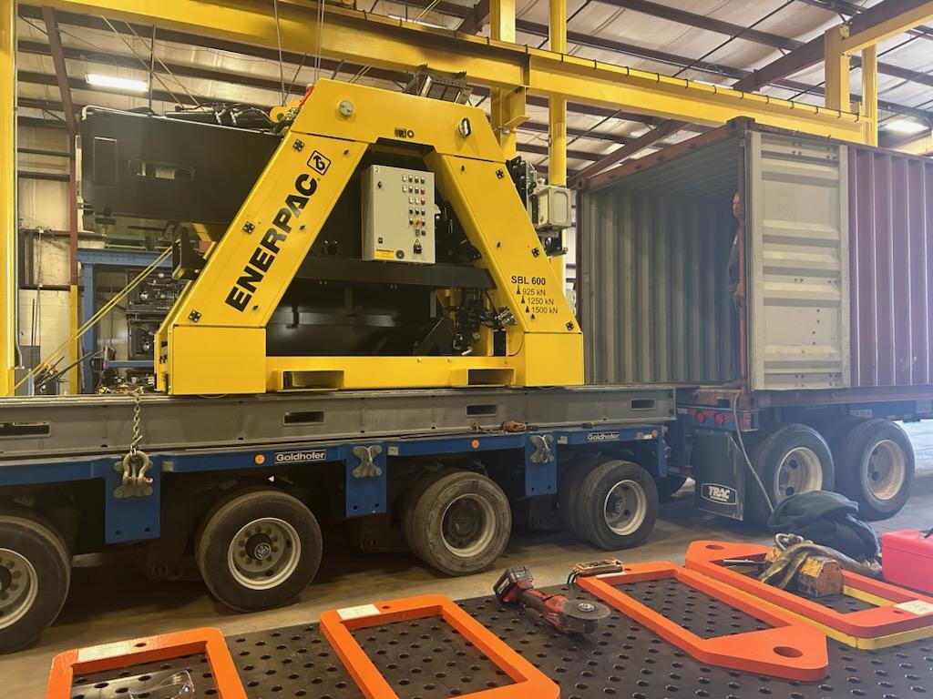 Engineered Rigging Welcomes First Enerpac SBL600 Hydraulic Gantry in ...