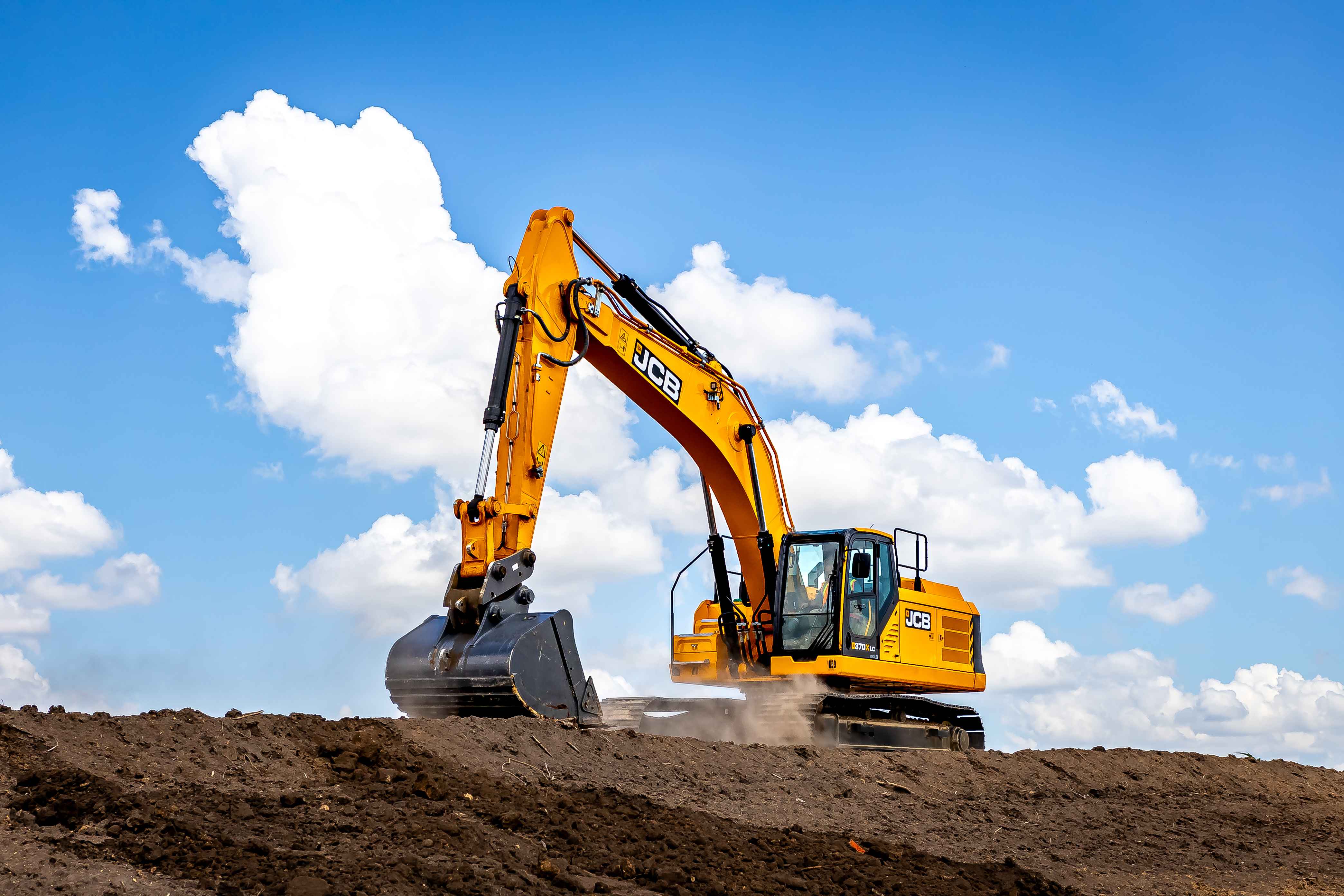 JCB Launches its Largest X Series Excavator with the New 370X ...