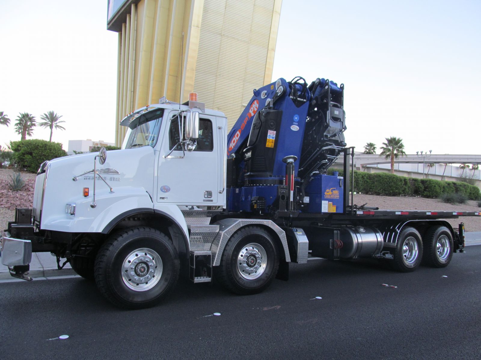 BIK Hydraulics to Display Two Cranes at World of Concrete | Crane Hot Line