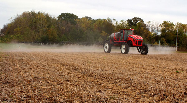 Equipment Technologies Unveils Redesigned Cab in 2014 Apache Sprayers ...