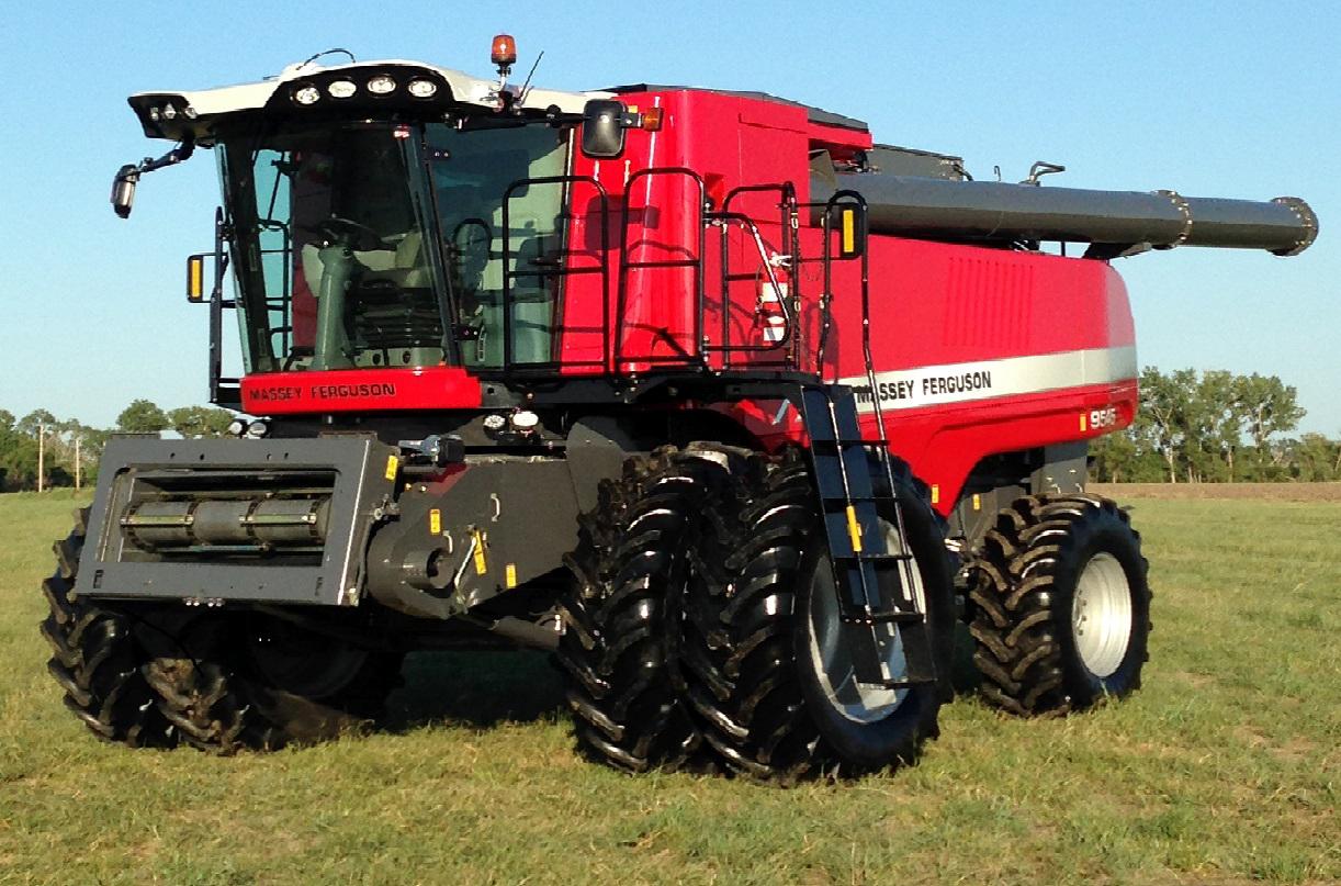 AGCO Unveils Upgraded 2015 Massey Ferguson 9505 Series Combines | Farmers Hot Line